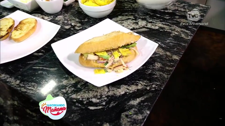 Aprenda a preparar un delicioso sándwich con ceviche - TVC