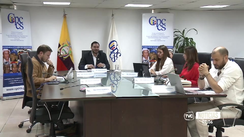 CPCCS aprobó reglamento para concurso de Fiscal General del Estado - TVC